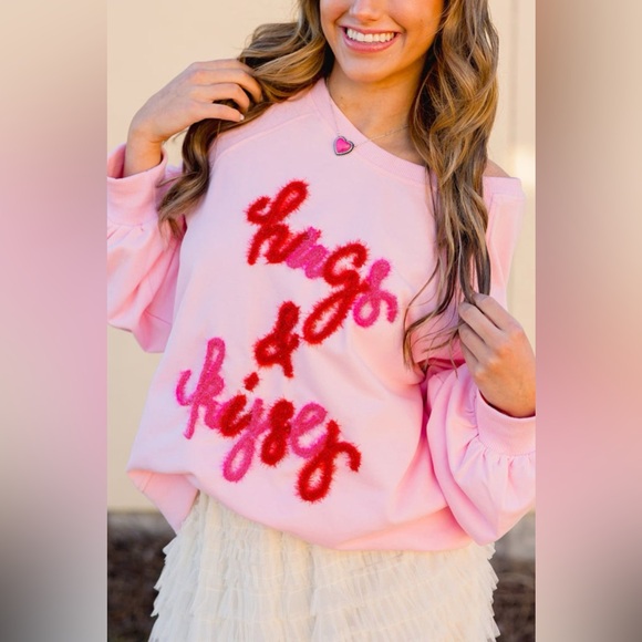 Sweaters | Valentines Day Hug And Kisses Round Neck Sweatshirt | Poshmark